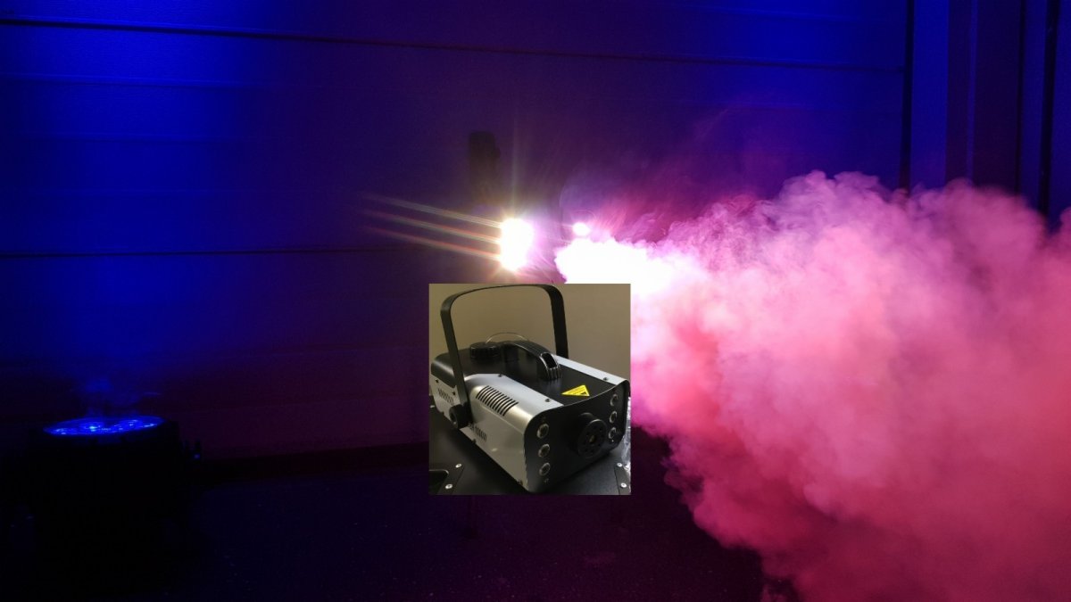 Røykmaskin 900 W m RGB Led Lys (UTLEIE) - Røykmaskin UTLEIE - HEDMAN.NO